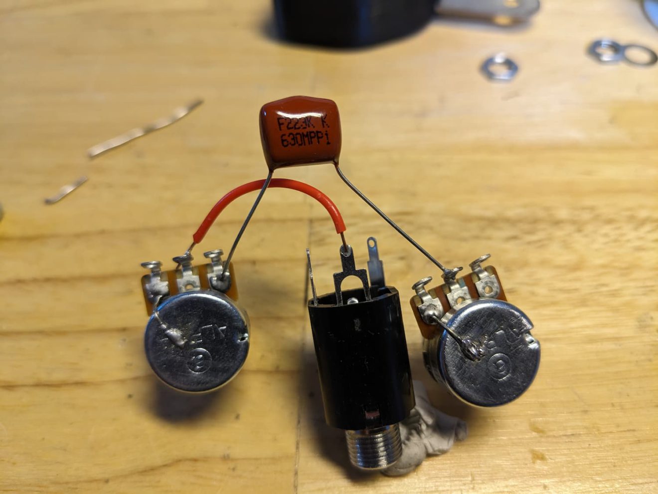 DeArmond Volume Tone Control Box build instructions – Panique Jazz