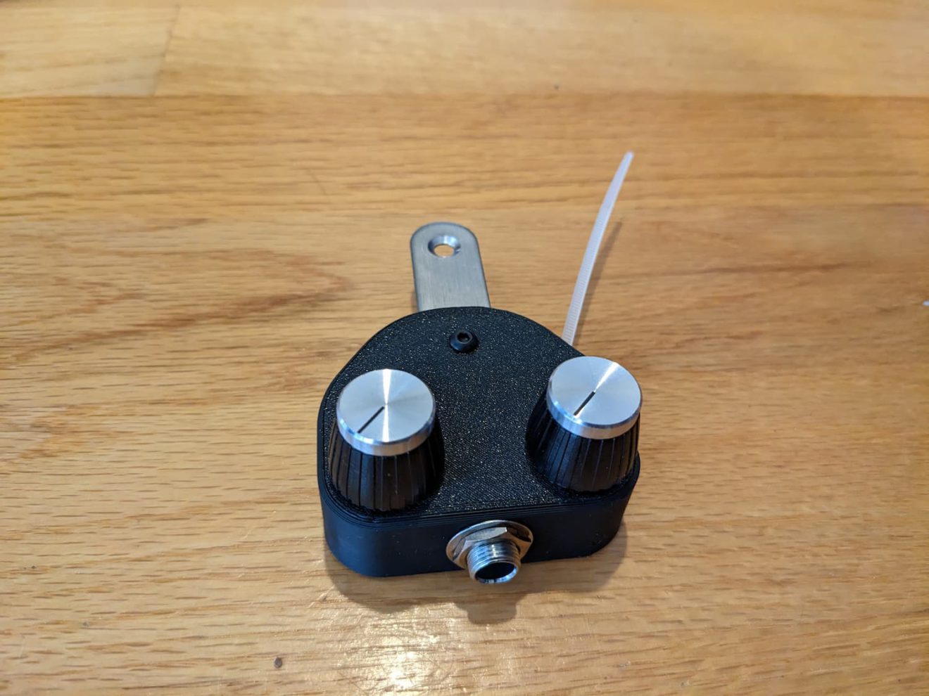 DeArmond Volume Tone Control Box build instructions – Panique Jazz